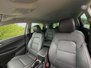 Hyundai Tucson 2015 in Siauliai, with an engine capacity of 2.00 L and mileage of 241 thousand km for 13999 €, photo 29 on AUTOMOTO.COM.LV