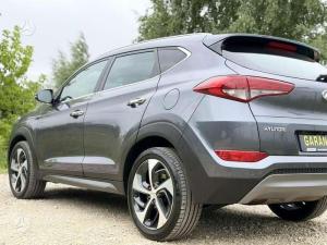 Hyundai Tucson 2015 in Siauliai, with an engine capacity of 2.00 L and mileage of 241 thousand km for 13999 €, photo 8 on AUTOMOTO.COM.LV