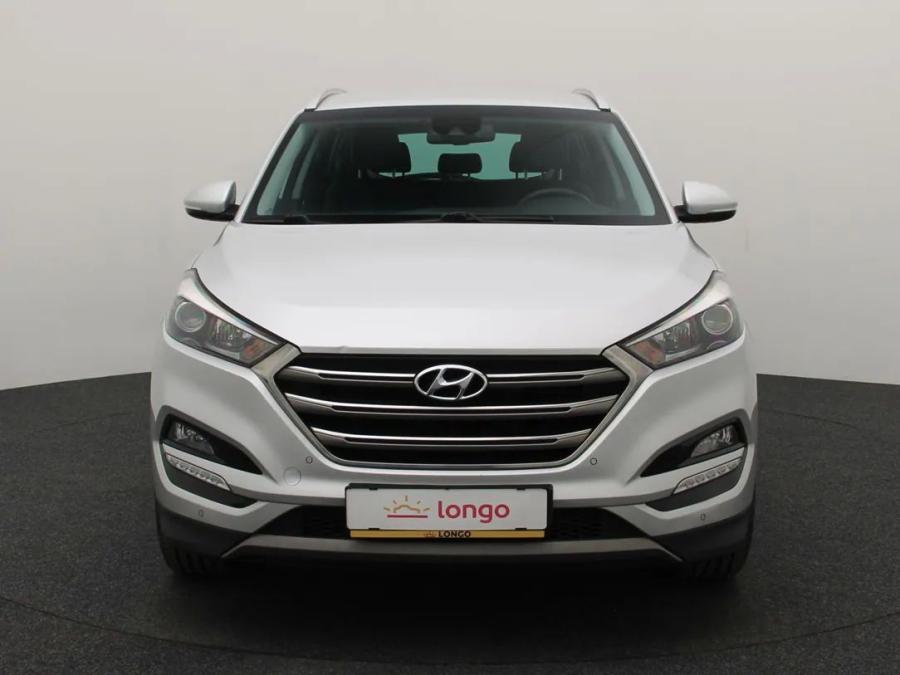 Hyundai Tucson 2016 in Vilnius, with an engine capacity of 1.70 L and mileage of 130 thousand km for 13899 €, photo 3 on AUTOMOTO.COM.LV
