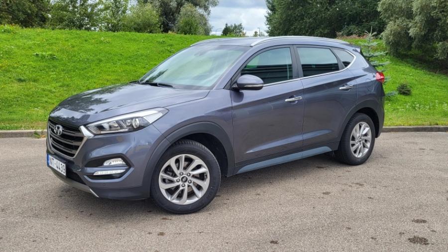 Hyundai Tucson 2016 in Riga, with an engine capacity of 1.70 L and mileage of 197 thousand km for 11600 €, photo 7 on AUTOMOTO.COM.LV