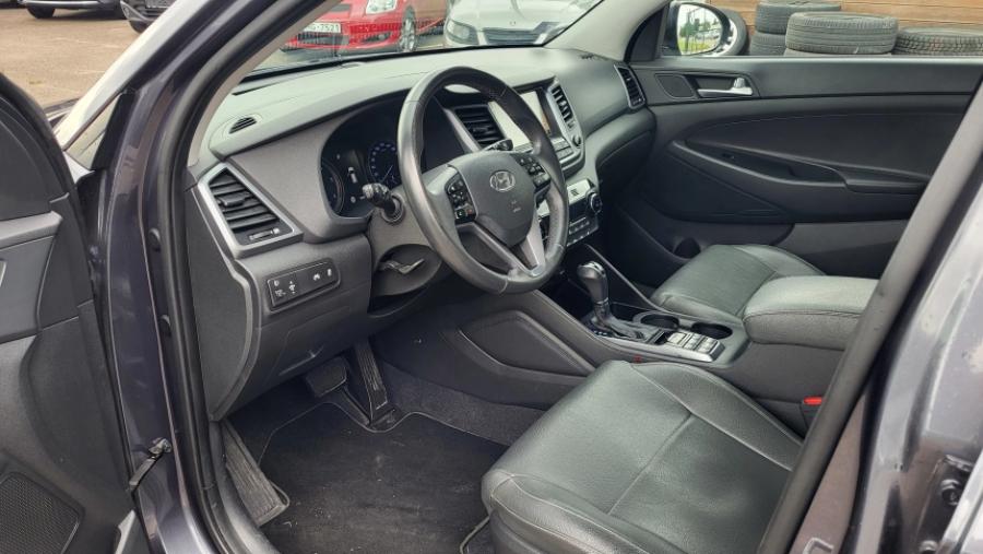 Hyundai Tucson 2016 in Riga, with an engine capacity of 1.70 L and mileage of 197 thousand km for 11600 €, photo 10 on AUTOMOTO.COM.LV