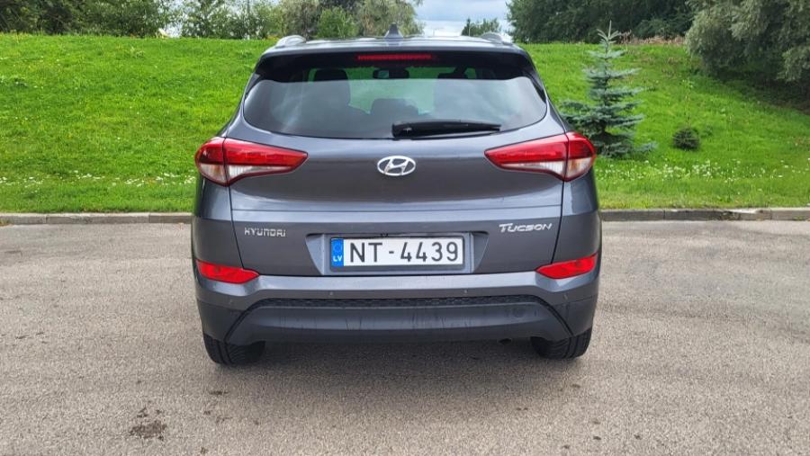 Hyundai Tucson 2016 in Riga, with an engine capacity of 1.70 L and mileage of 197 thousand km for 11600 €, photo 23 on AUTOMOTO.COM.LV