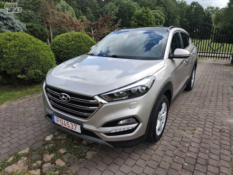 Hyundai Tucson 2016 in Telschi, with an engine capacity of 1.70 L and mileage of 250 thousand km for 10800 €, photo 4 on AUTOMOTO.COM.LV