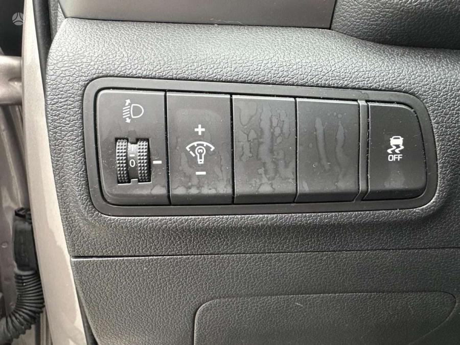 Hyundai Tucson 2016 in Klaipeda, with an engine capacity of 1.60 L and mileage of 147 thousand km for 13500 €, photo 13 on AUTOMOTO.COM.LV
