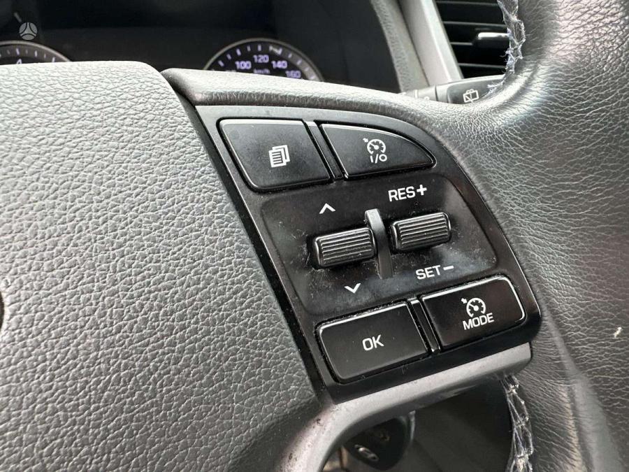 Hyundai Tucson 2016 in Klaipeda, with an engine capacity of 1.60 L and mileage of 147 thousand km for 13500 €, photo 21 on AUTOMOTO.COM.LV