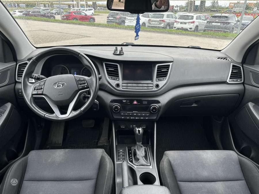 Hyundai Tucson 2016 in Klaipeda, with an engine capacity of 1.60 L and mileage of 147 thousand km for 13500 €, photo 26 on AUTOMOTO.COM.LV