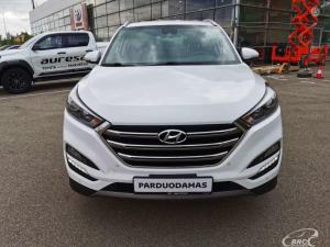 Hyundai Tucson 2016 in Vilnius, with an engine capacity of 1.69 L and mileage of 194 thousand km for 7500 €, photo 3 on AUTOMOTO.COM.LV