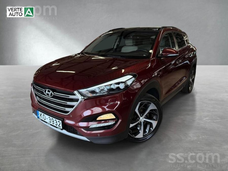 Hyundai Tucson 2016 in Riga, with an engine capacity of 1.60 L and mileage of 184 thousand km for 11990 €, photo 1 on AUTOMOTO.COM.LV