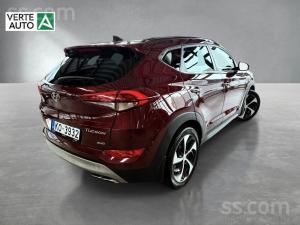 Hyundai Tucson 2016 in Riga, with an engine capacity of 1.60 L and mileage of 184 thousand km for 11990 €, photo 5 on AUTOMOTO.COM.LV