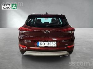 Hyundai Tucson 2016 in Riga, with an engine capacity of 1.60 L and mileage of 184 thousand km for 11990 €, photo 6 on AUTOMOTO.COM.LV