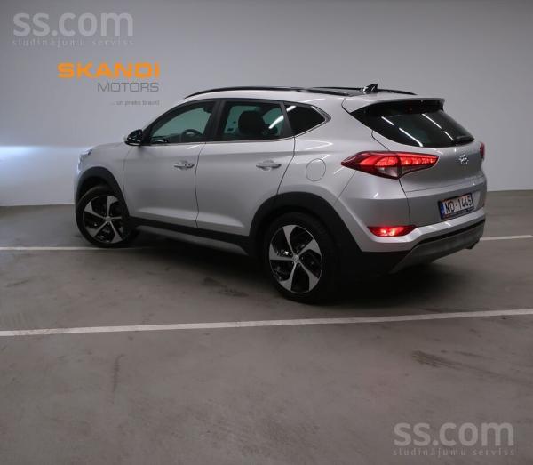 Hyundai Tucson 2017 in Riga, with an engine capacity of 1.60 L and mileage of 178 thousand km for 15790 €, photo 6 on AUTOMOTO.COM.LV