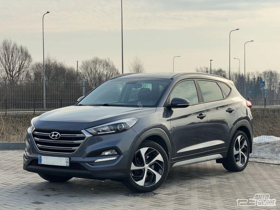 Hyundai Tucson 2017 in Taurage, with an engine capacity of 1.70 L and mileage of 209 thousand km for 12300 €, photo 1 on AUTOMOTO.COM.LV