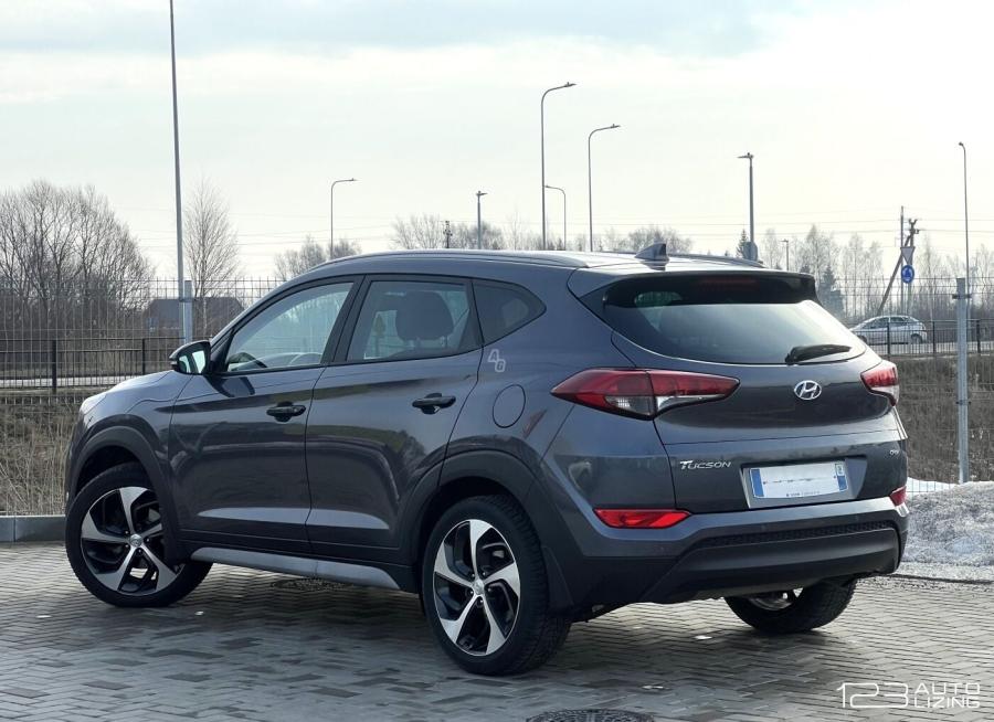 Hyundai Tucson 2017 in Taurage, with an engine capacity of 1.70 L and mileage of 209 thousand km for 12300 €, photo 7 on AUTOMOTO.COM.LV