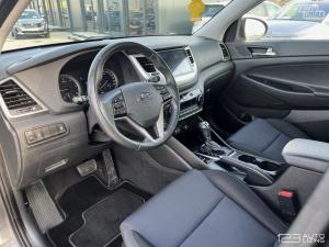 Hyundai Tucson 2017 in Taurage, with an engine capacity of 1.70 L and mileage of 209 thousand km for 12300 €, photo 10 on AUTOMOTO.COM.LV