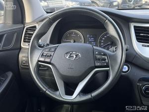 Hyundai Tucson 2017 in Taurage, with an engine capacity of 1.70 L and mileage of 209 thousand km for 12300 €, photo 15 on AUTOMOTO.COM.LV