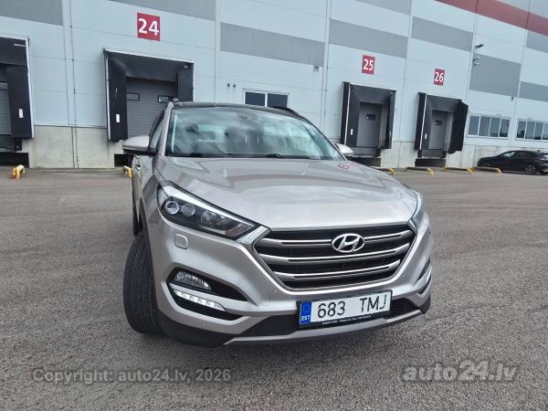 Hyundai Tucson 2017 in Tallinn, with an engine capacity of 2.00 L and mileage of 242 thousand km for 11900 €, photo 3 on AUTOMOTO.COM.LV