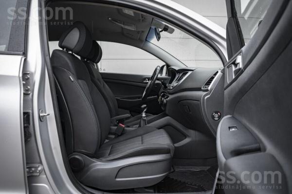 Hyundai Tucson 2017 in Riga, with an engine capacity of 1.70 L and mileage of 216 thousand km for 11950 €, photo 10 on AUTOMOTO.COM.LV