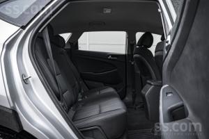 Hyundai Tucson 2017 in Riga, with an engine capacity of 1.70 L and mileage of 216 thousand km for 11950 €, photo 13 on AUTOMOTO.COM.LV