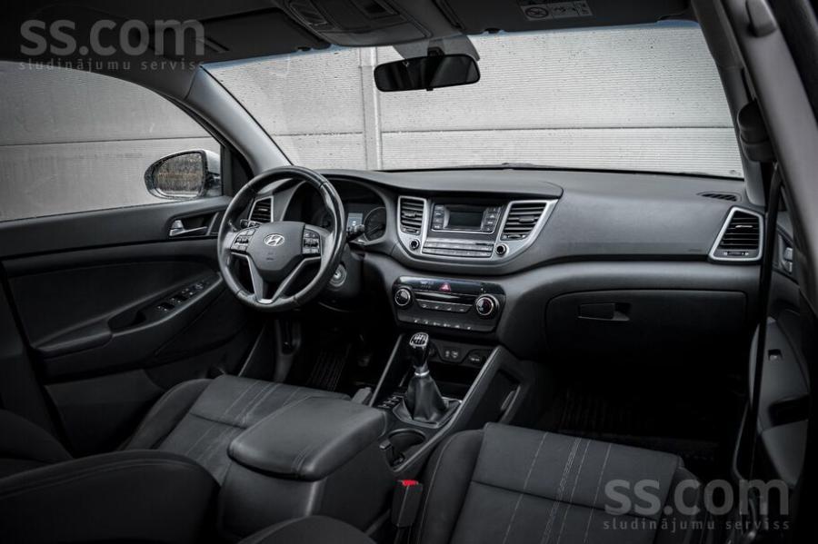 Hyundai Tucson 2017 in Riga, with an engine capacity of 1.70 L and mileage of 216 thousand km for 11950 €, photo 14 on AUTOMOTO.COM.LV