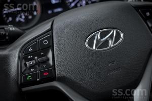 Hyundai Tucson 2017 in Riga, with an engine capacity of 1.70 L and mileage of 216 thousand km for 11950 €, photo 19 on AUTOMOTO.COM.LV