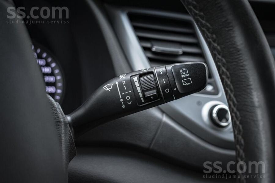 Hyundai Tucson 2017 in Riga, with an engine capacity of 1.70 L and mileage of 216 thousand km for 11950 €, photo 22 on AUTOMOTO.COM.LV
