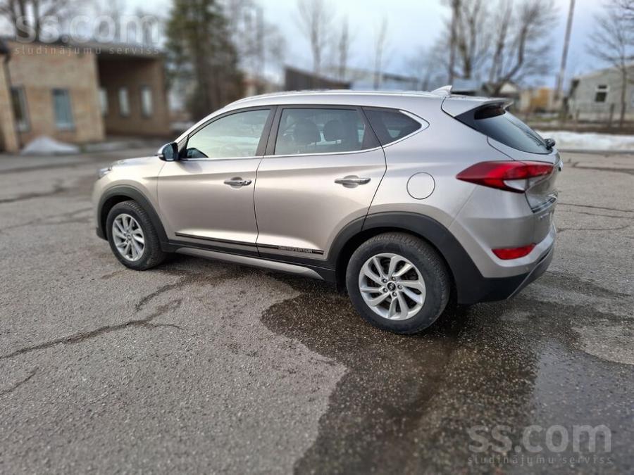 Hyundai Tucson 2017 Rīga, ar dzinēja tilpumu 2.00 L un nobraukumu 144 tūkst. km par 12000 €, foto 1 vietnē AUTOMOTO.COM.LV