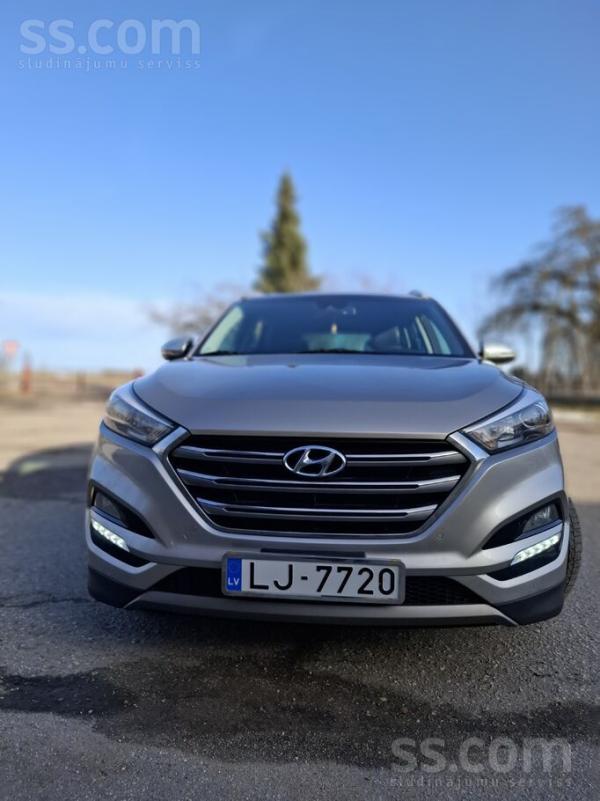 Hyundai Tucson 2017 in Riga, with an engine capacity of 2.00 L and mileage of 144 thousand km for 12000 €, photo 2 on AUTOMOTO.COM.LV