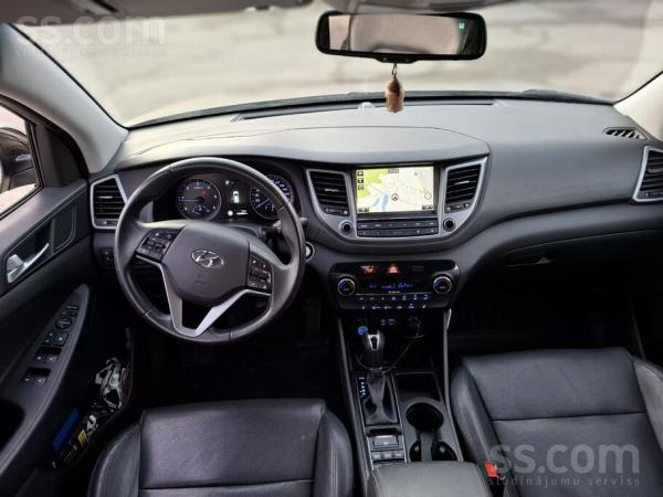 Hyundai Tucson 2017 in Riga, with an engine capacity of 2.00 L and mileage of 144 thousand km for 12000 €, photo 4 on AUTOMOTO.COM.LV