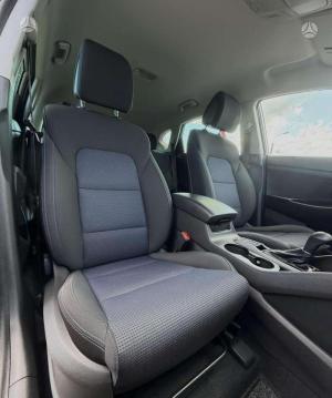 Hyundai Tucson 2017 in Siauliai, with an engine capacity of 1.69 L and mileage of 211 thousand km for 14450 €, photo 25 on AUTOMOTO.COM.LV