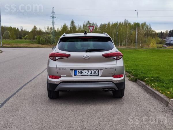 Hyundai Tucson 2018 Ogre, ar dzinēja tilpumu 1.60 L un nobraukumu 88 tūkst. km par 17400 €, foto 4 vietnē AUTOMOTO.COM.LV