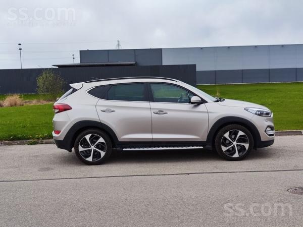 Hyundai Tucson 2018 Ogre, ar dzinēja tilpumu 1.60 L un nobraukumu 88 tūkst. km par 17400 €, foto 5 vietnē AUTOMOTO.COM.LV