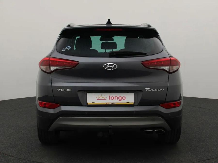 Hyundai Tucson 2018 in Vilnius, with an engine capacity of 2.00 L and mileage of 132 thousand km for 15199 €, photo 5 on AUTOMOTO.COM.LV