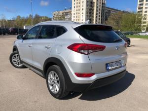 Hyundai Tucson 2018 in Riga, with an engine capacity of 1.70 L and mileage of 269 thousand km for 12950 €, photo 5 on AUTOMOTO.COM.LV
