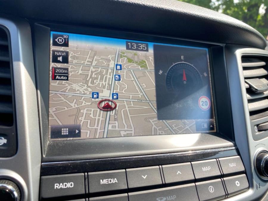 Hyundai Tucson 2018 in Riga, with an engine capacity of 1.70 L and mileage of 269 thousand km for 12950 €, photo 19 on AUTOMOTO.COM.LV