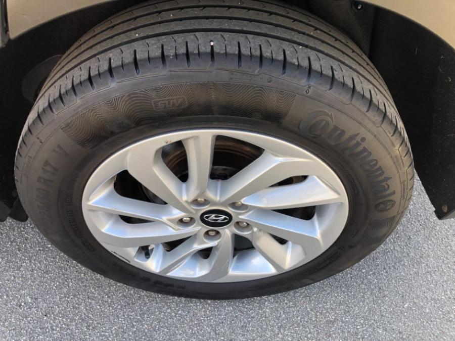 Hyundai Tucson 2018 in Riga, with an engine capacity of 1.70 L and mileage of 269 thousand km for 12950 €, photo 24 on AUTOMOTO.COM.LV