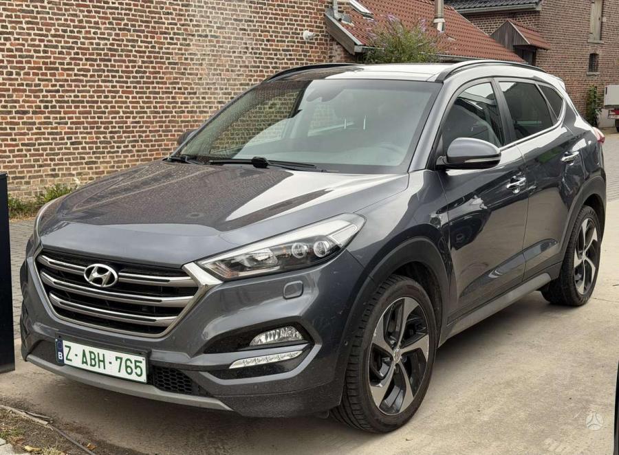Hyundai Tucson 2018 in Kaunas, with an engine capacity of 1.69 L and mileage of 269 thousand km for 11990 €, photo 7 on AUTOMOTO.COM.LV