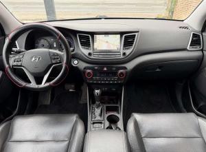 Hyundai Tucson 2018 in Kaunas, with an engine capacity of 1.69 L and mileage of 269 thousand km for 11990 €, photo 12 on AUTOMOTO.COM.LV