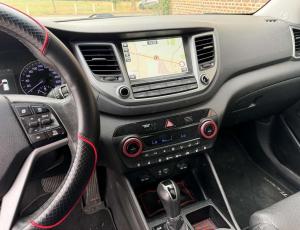 Hyundai Tucson 2018 in Kaunas, with an engine capacity of 1.69 L and mileage of 269 thousand km for 11990 €, photo 13 on AUTOMOTO.COM.LV