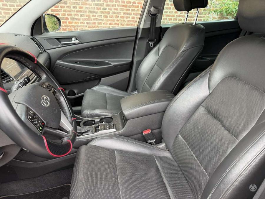 Hyundai Tucson 2018 in Kaunas, with an engine capacity of 1.69 L and mileage of 269 thousand km for 11990 €, photo 15 on AUTOMOTO.COM.LV