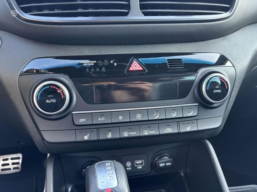 Hyundai Tucson 2019 in Taurage, with an engine capacity of 1.60 L and mileage of 97 thousand km for 15500 €, photo 13 on AUTOMOTO.COM.LV