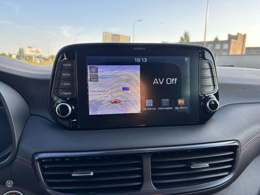 Hyundai Tucson 2019 in Taurage, with an engine capacity of 1.60 L and mileage of 97 thousand km for 15500 €, photo 14 on AUTOMOTO.COM.LV