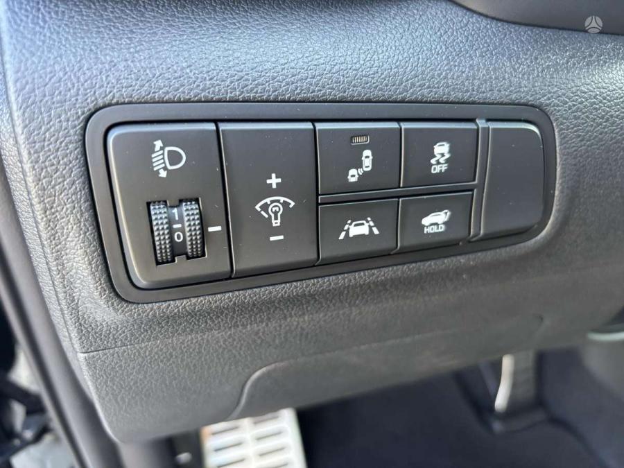 Hyundai Tucson 2019 in Taurage, with an engine capacity of 1.60 L and mileage of 97 thousand km for 15500 €, photo 19 on AUTOMOTO.COM.LV