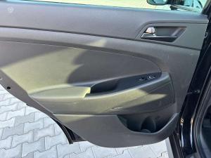Hyundai Tucson 2019 in Taurage, with an engine capacity of 1.60 L and mileage of 97 thousand km for 15500 €, photo 22 on AUTOMOTO.COM.LV