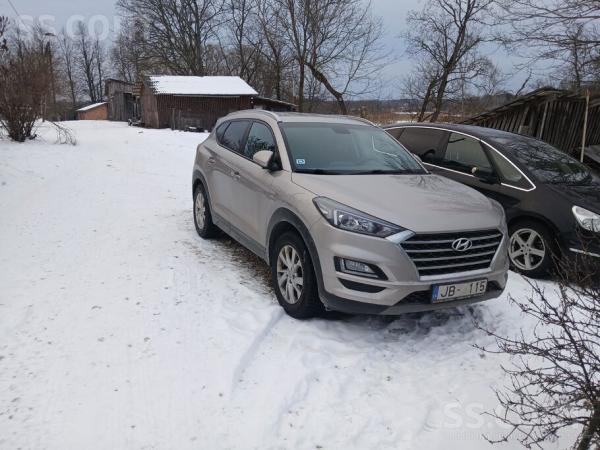 Hyundai Tucson 2020 Rīga, ar dzinēja tilpumu 1.60 L un nobraukumu 246 tūkst. km par 12000 €, foto 3 vietnē AUTOMOTO.COM.LV