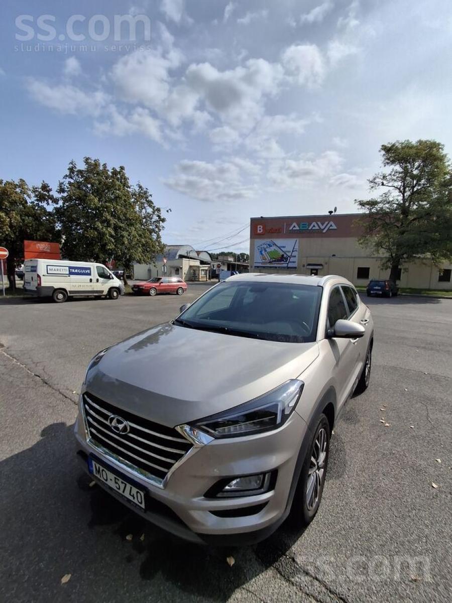 Hyundai Tucson 2020 in Riga, with an engine capacity of 1.60 L and mileage of 59 thousand km for 16500 €, photo 1 on AUTOMOTO.COM.LV
