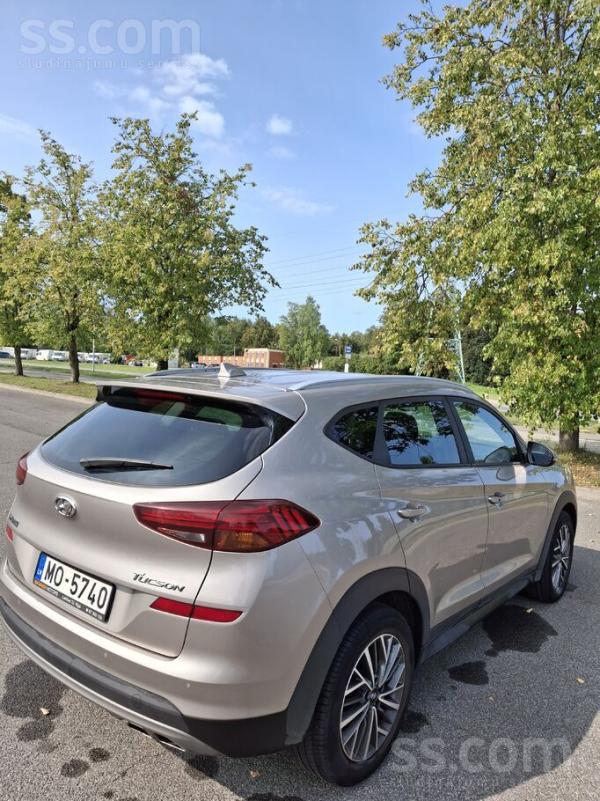 Hyundai Tucson 2020 RÄ«ga vietnÄ Hyundai Tucson 2020 RÄ«ga, ar dzinÄja tilpumu 1.60 L un nobraukumu 59 tÅ«kst. km par 16500 ā¬, foto 3 vietnÄ AUTOMOTO.COM.LV