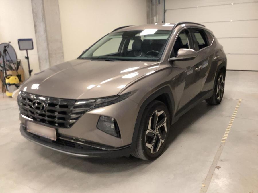 Hyundai Tucson 2021 in Kaunas, with an engine capacity of 1.60 L and mileage of 166 thousand km for 21300 €, photo 1 on AUTOMOTO.COM.LV