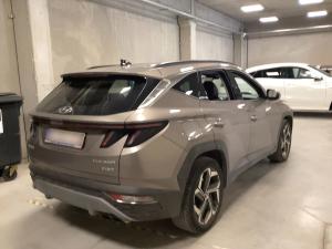 Hyundai Tucson 2021 in Kaunas, with an engine capacity of 1.60 L and mileage of 166 thousand km for 21300 €, photo 4 on AUTOMOTO.COM.LV