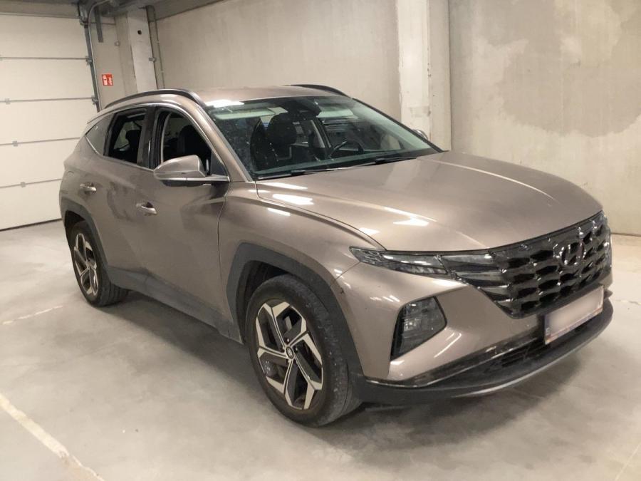 Hyundai Tucson 2021 in Kaunas, with an engine capacity of 1.60 L and mileage of 166 thousand km for 21300 €, photo 5 on AUTOMOTO.COM.LV