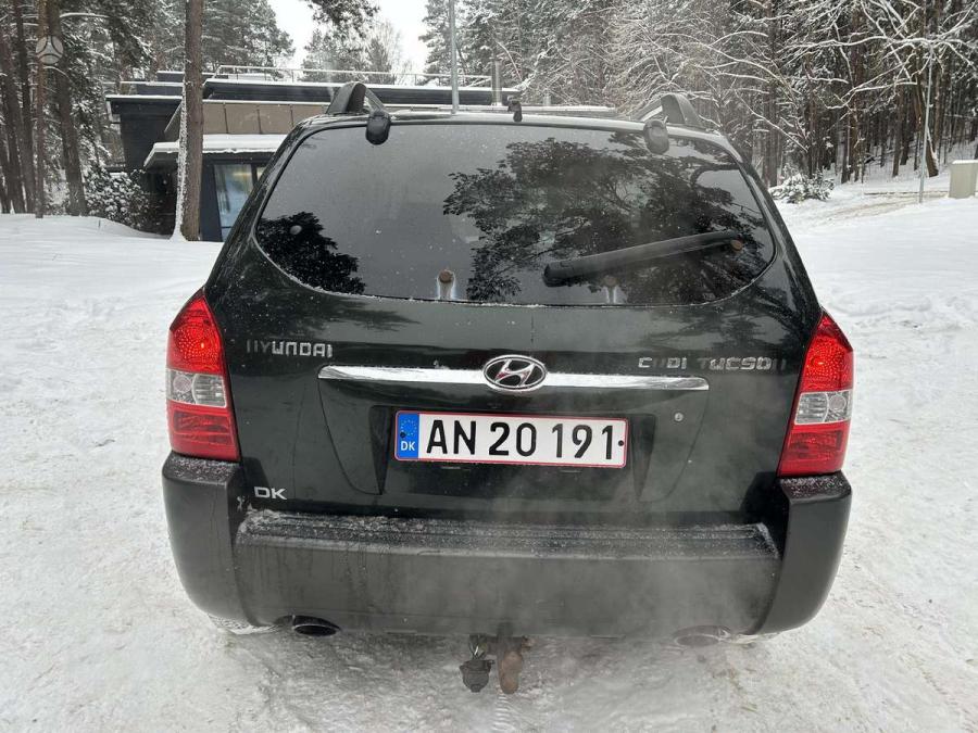 Zaļš Hyundai Tucson 2005 Viļņa, ar dzinēja tilpumu 1.99 L un nobraukumu 322 tūkst. km par 2900 €, foto 5 vietnē AUTOMOTO.COM.LV